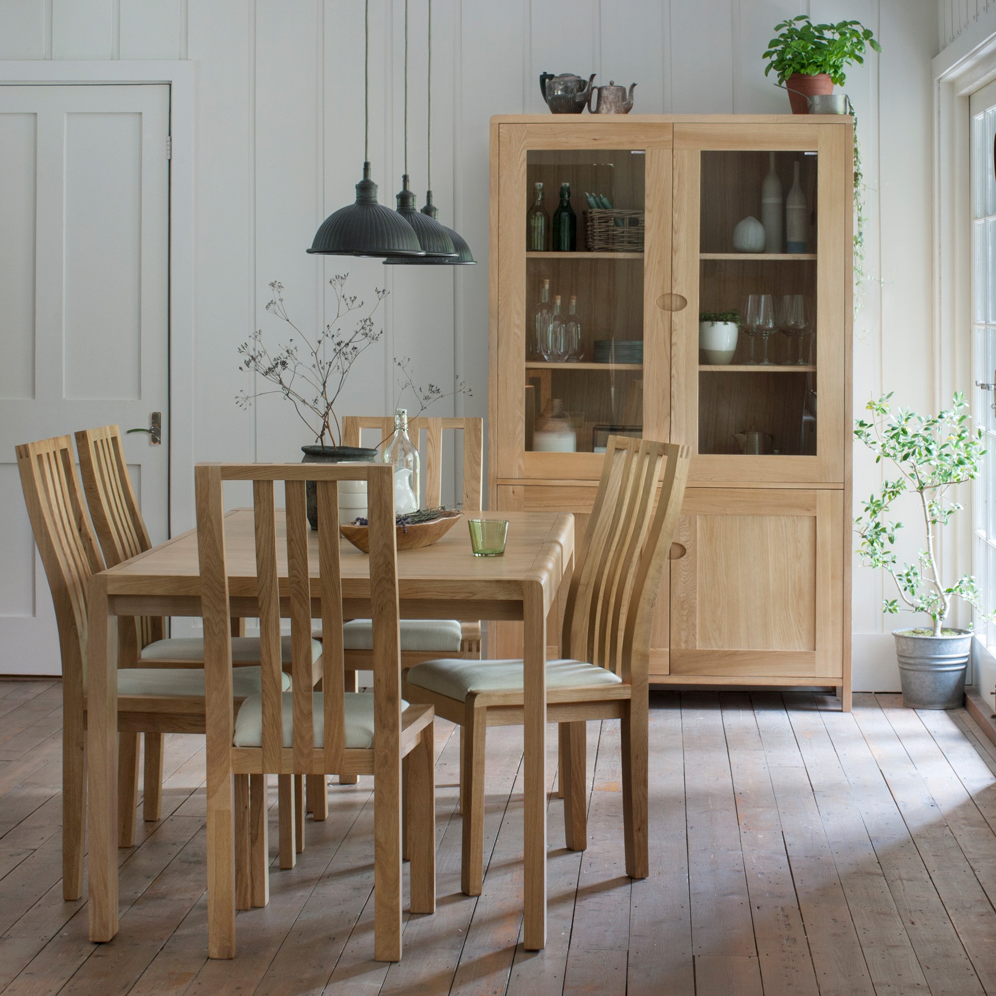 BOSCO - DINING Ercol Bosco Medium Extending Dining Table | Cookes Furniture