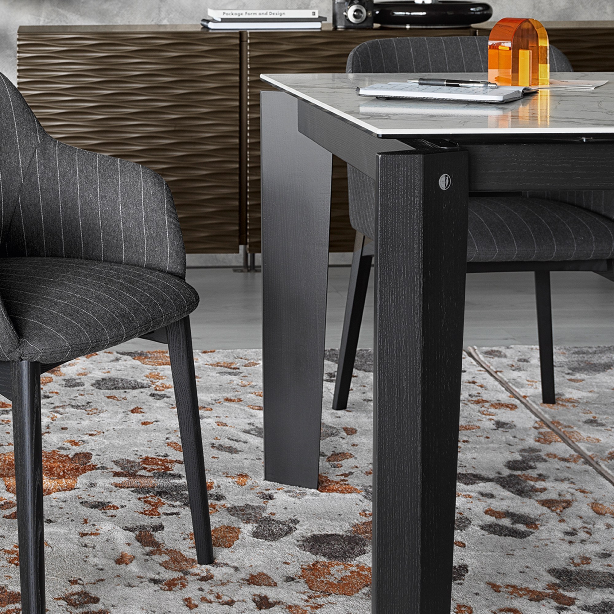 ALPHA TABLE Calligaris Alpha Extending Dining Table | Cookes Furniture