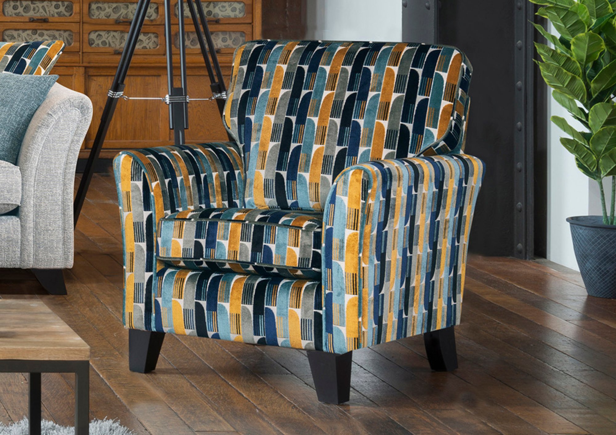 Elijah Accent Gallery Chair | Cookes Furniture