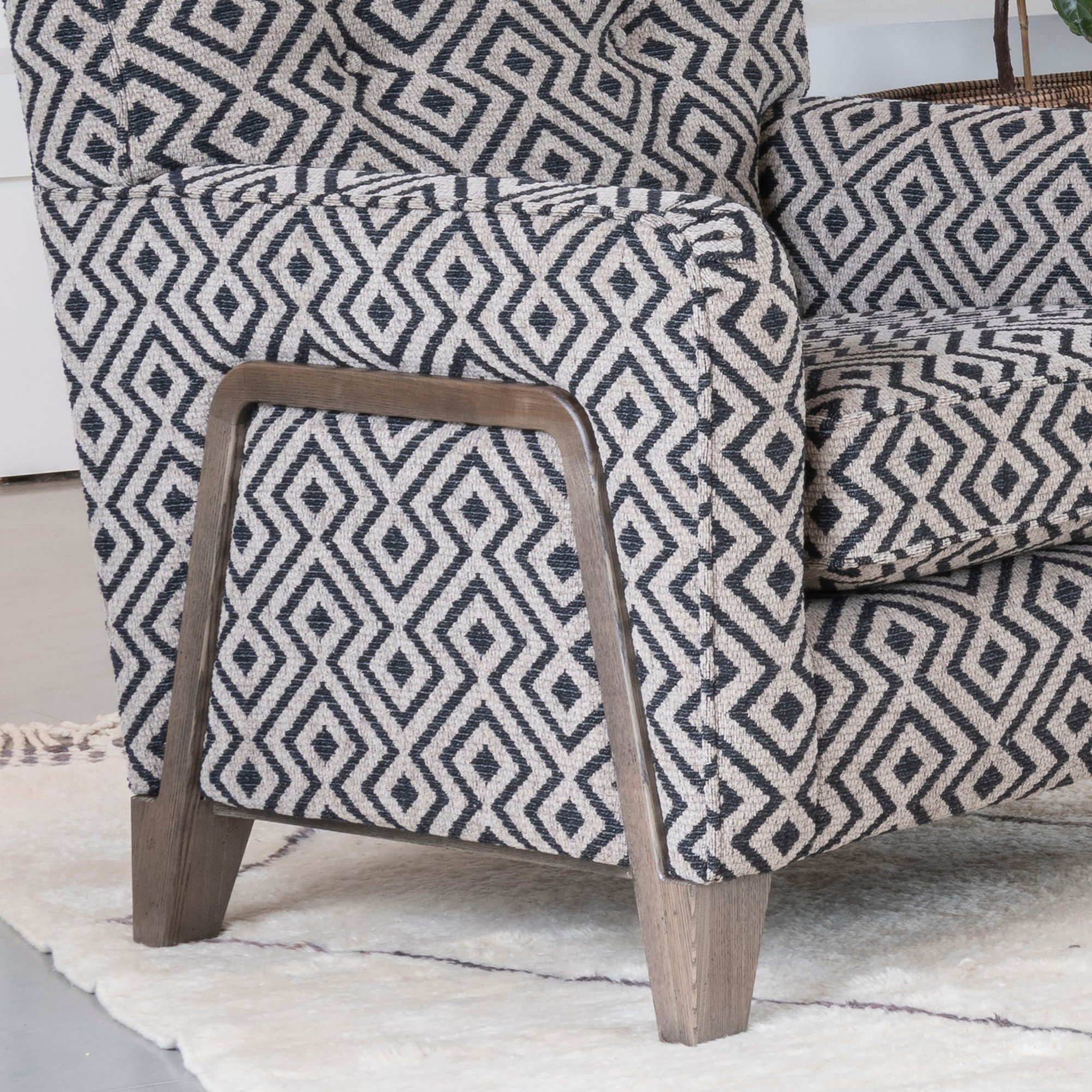 Aries Standard Aries Accent Chair | Cookes Furniture