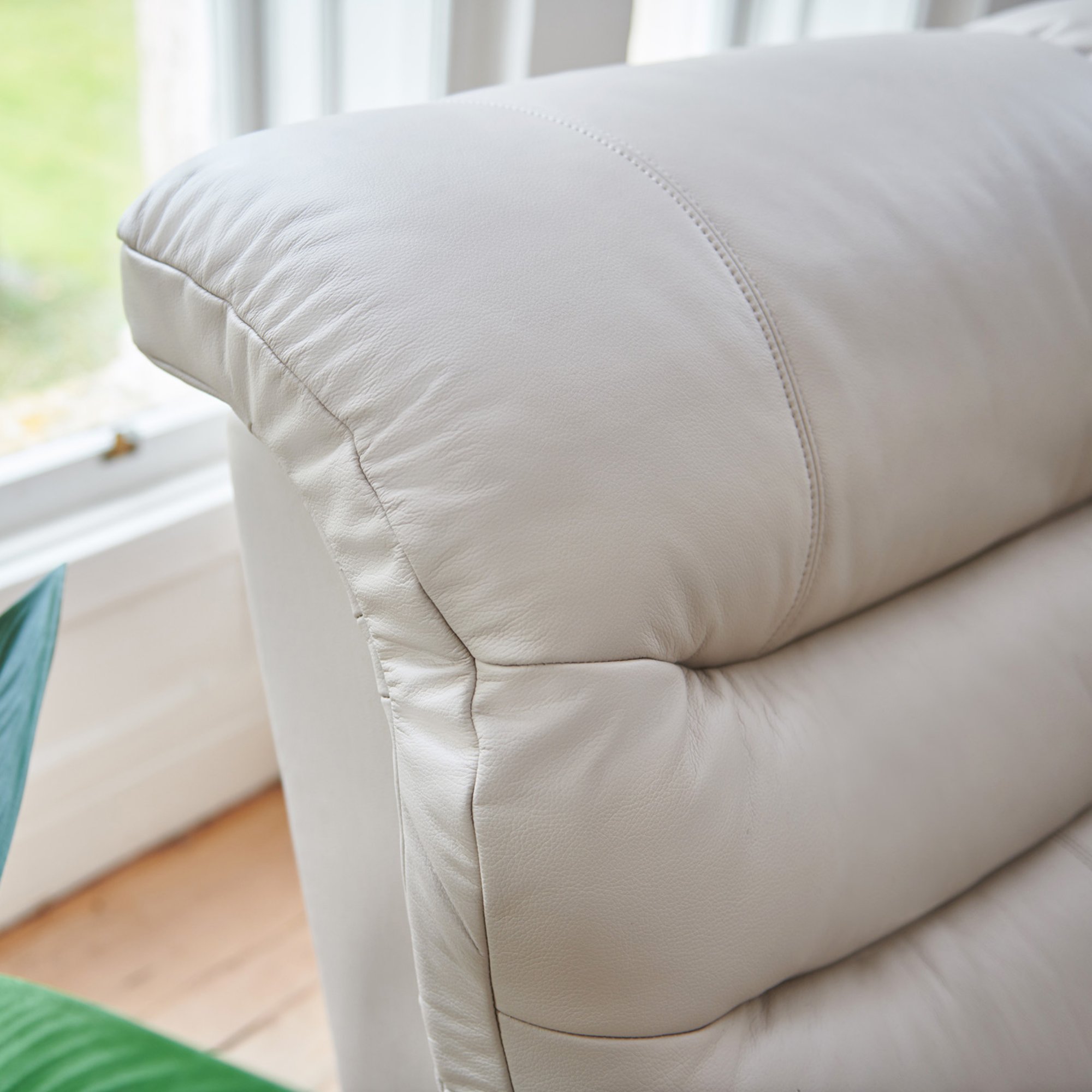 G Plan Ledbury 3 Seater Double Power Recliner Sofa with Headrest ...