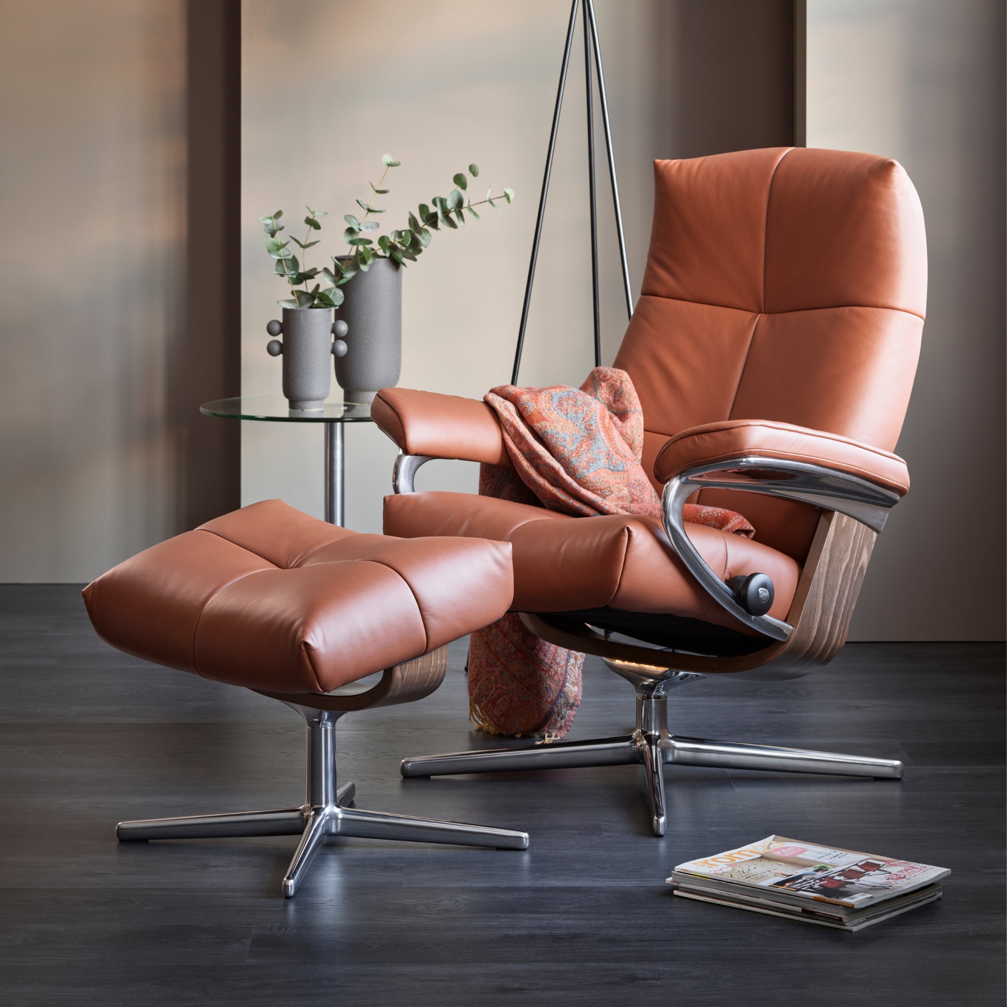 Stressless David Large Chair & Stool Cross Base | Cookes Furniture
